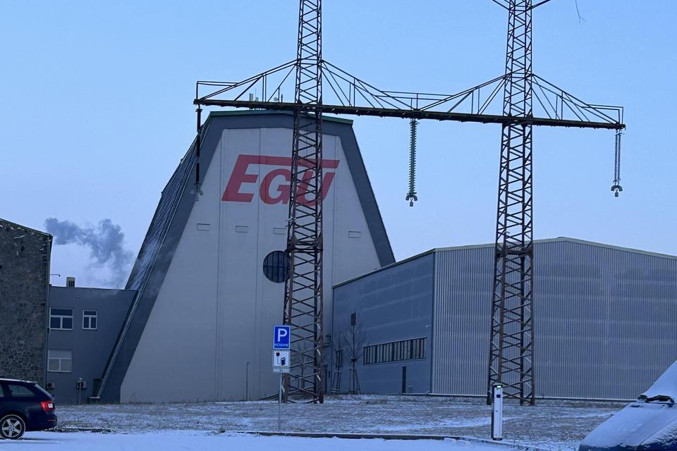 A Basic Guide To Composite Insulators